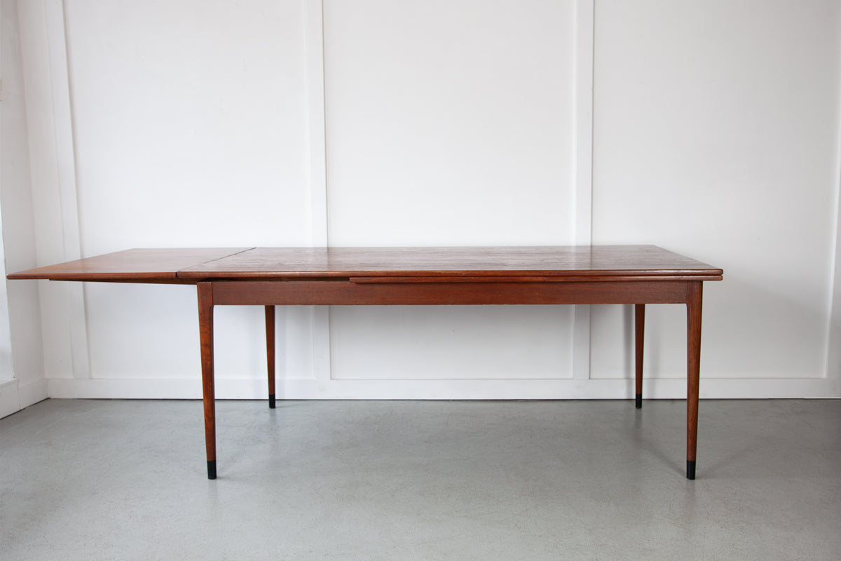 Extending Dining Table designed by Niels Otto Møller – House of Mobel