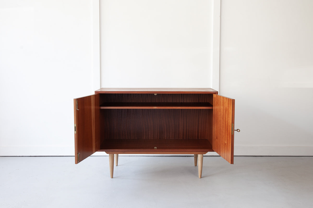 Sweet Scandinavian Cabinet – House of Mobel