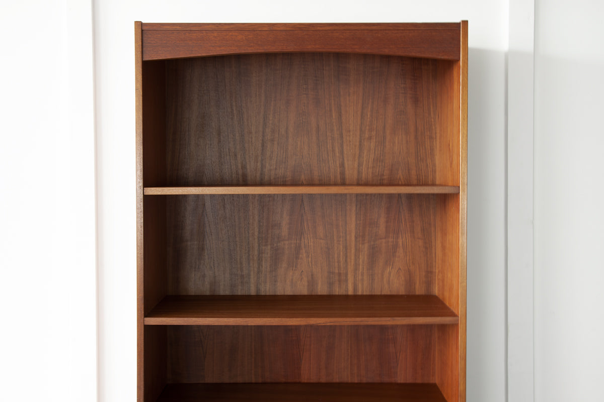Tall Narrow Bookcase – House of Mobel